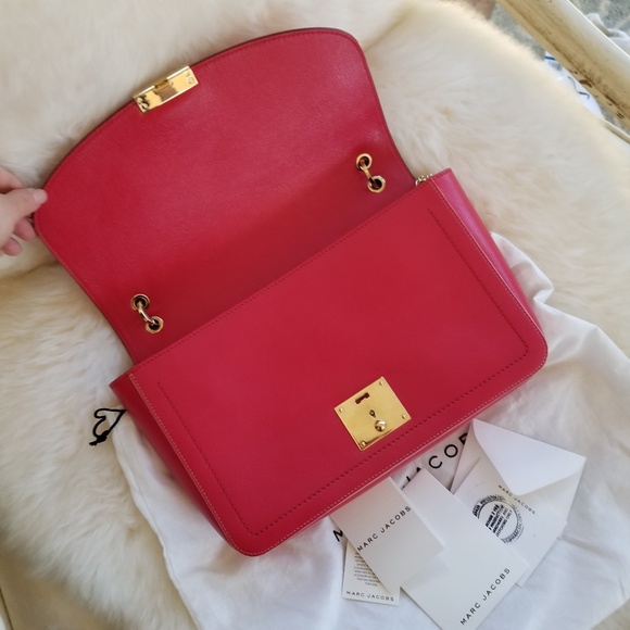 Marc Jacobs | Bags | Marc Jacobs Italian Leather With Keylock | Poshmark